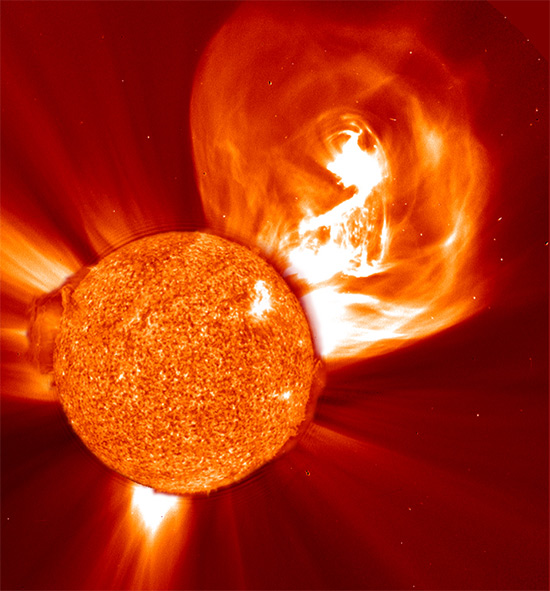 Nasa Solar Dynamics Observatory – Stunning Photos and Videos Posted ...